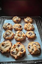 Perfectly Puffed Chocolate Chip Cookies - Mouthwatering RECIPES